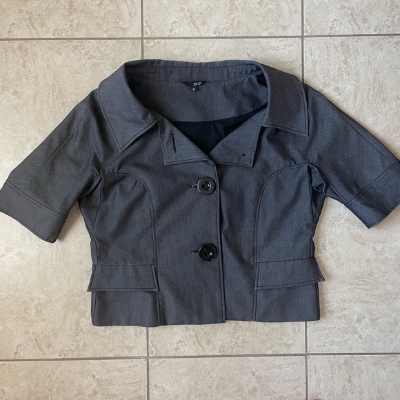 zinc | Jackets & Coats | Zinc Charcoal Gray Cropped Half Sleeve Jacket ...